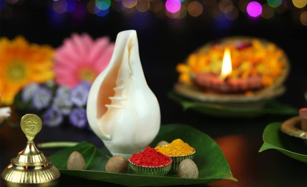 Which Type of Shankh is Good for Home: Benefits & Tips